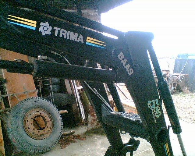 Sprzedam: TUR ładowacz koparka TRIMA BAAS 5.8O Jak nowy
